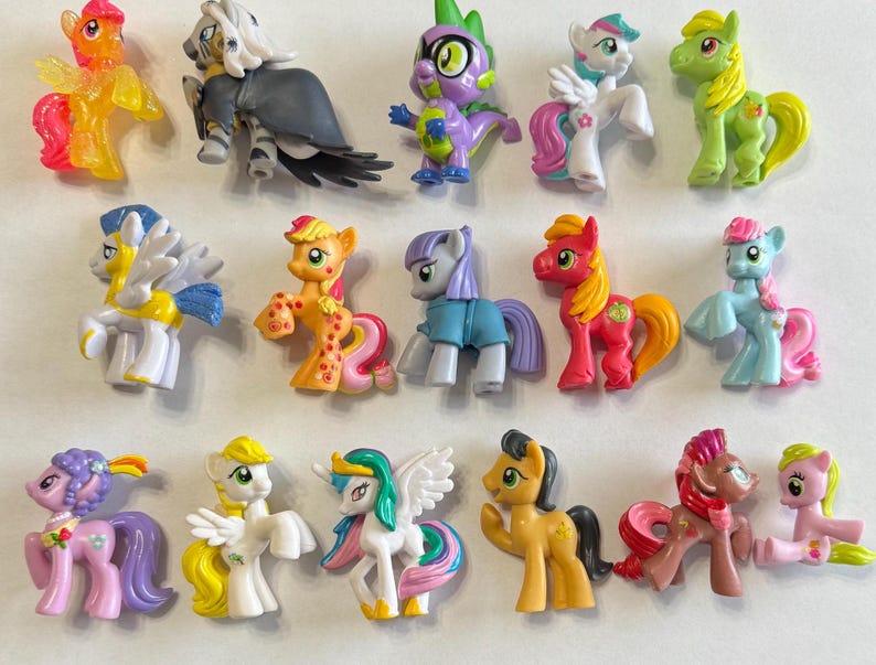 My Little Pony Blind Bag Toys. Assorted Ponies. Mini Figures and Cake ...