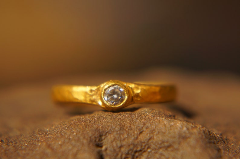 24k gold diamond ring//gold diamond ring//hammered diamond | Etsy