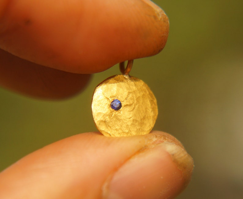 24k Gold Sapphire Charm Pendant Disc Pendant Gold Sapphire Pendant ...