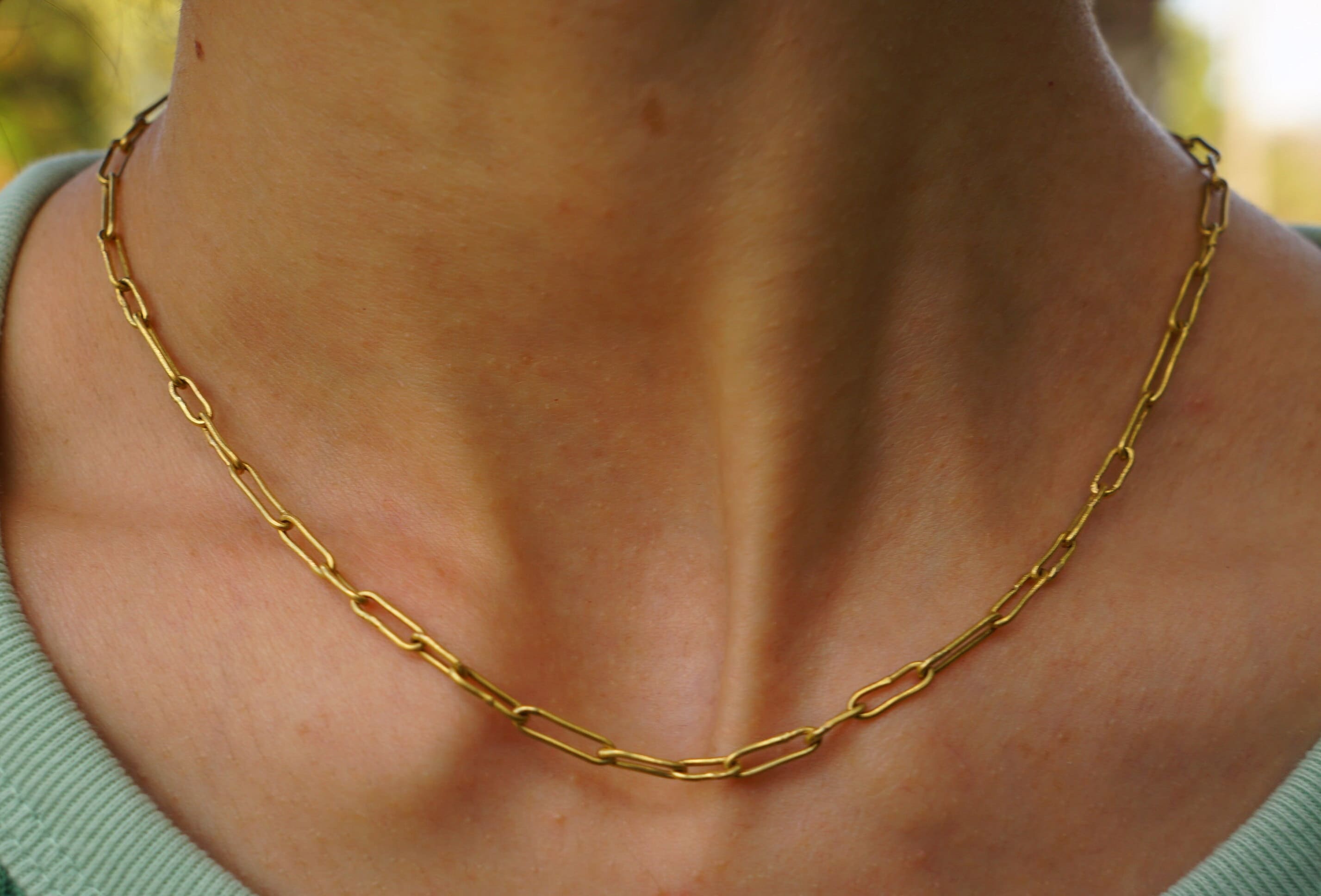 21 carat gold chain store