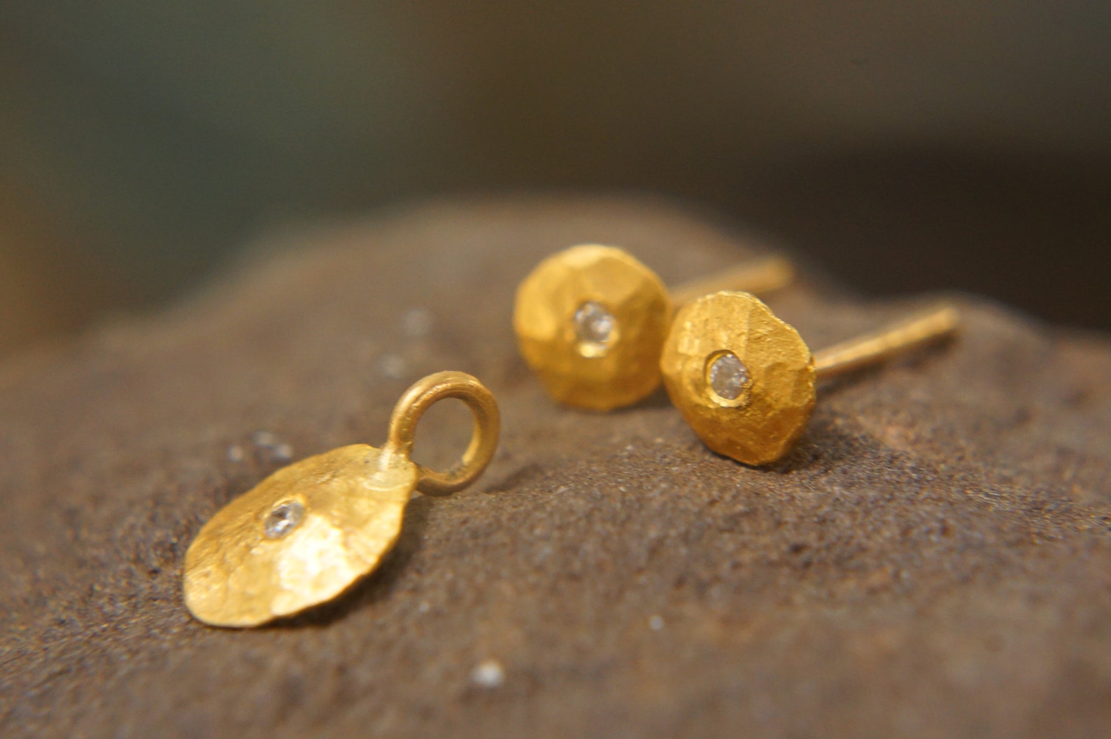 24k gold pendant//unique gold pendant//24k solid gold | Etsy