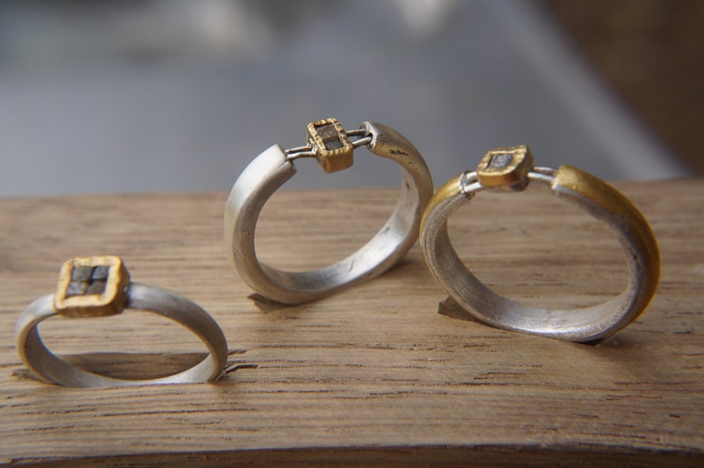 Raw Engagement Ring 22K Gold and Rough Cubic Diamond - Etsy