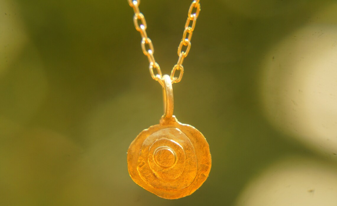 24k Gold Pendant//basic Gold Necklace//24k Gold Circle - Etsy