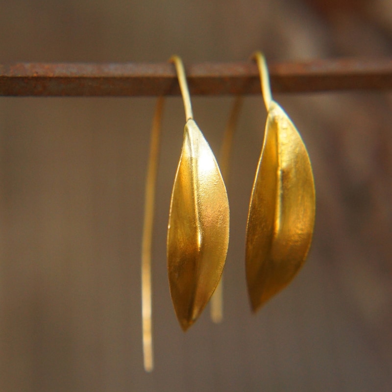 Small Gold Leaf Earrings - Etsy