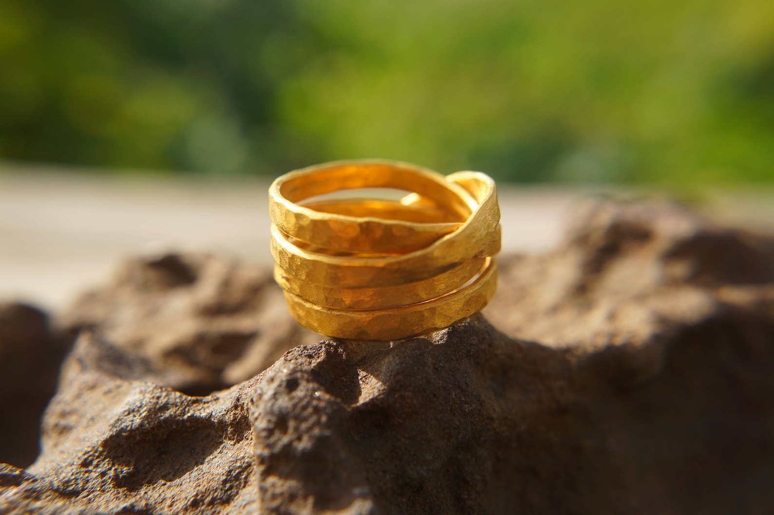 24k gold band//24k hammered ring//artisan hammered | Etsy