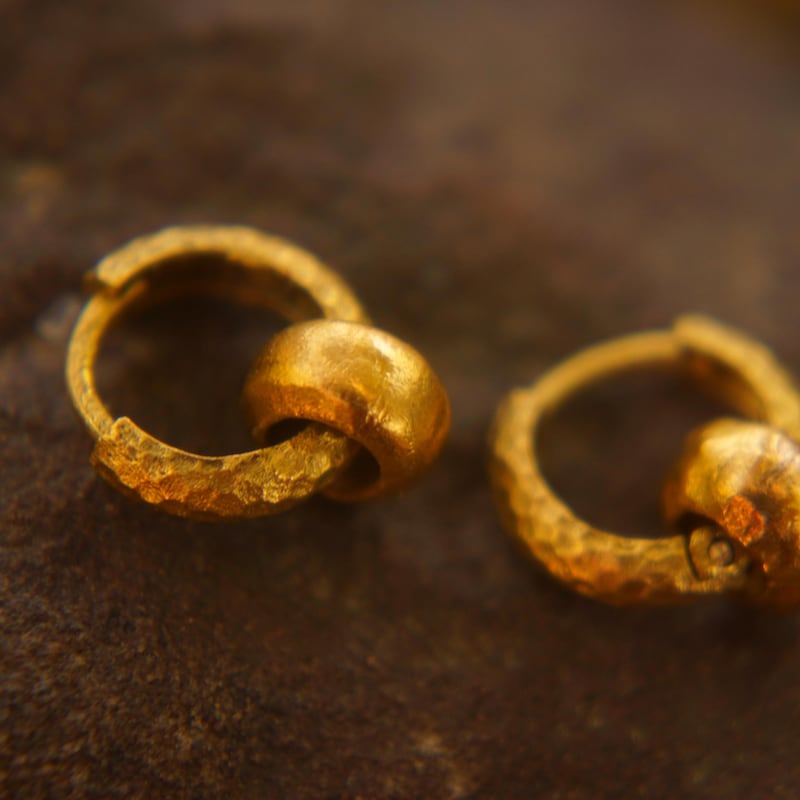 22k Gold Labret - Etsy