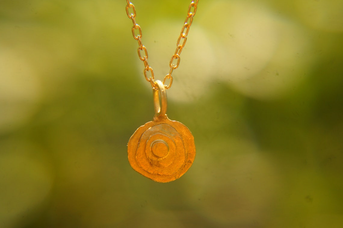 24k Gold Pendant//basic Gold Necklace//24k Gold Circle - Etsy