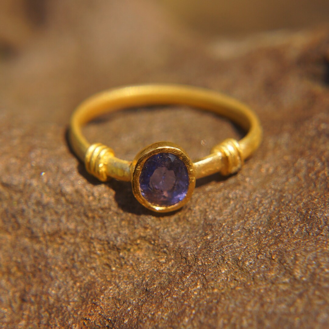24k Gold Purple-blue Sapphire Ring//artisan Purple-blue Sapphire Ring ...