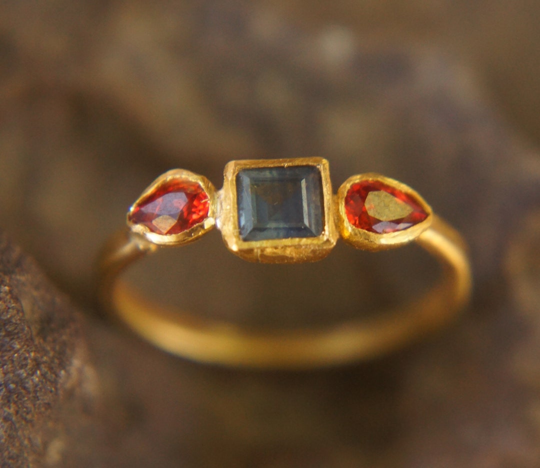 Red and Blue Sapphire Ring// Gold Sapphire Ring//blue Sapphire Gold ...