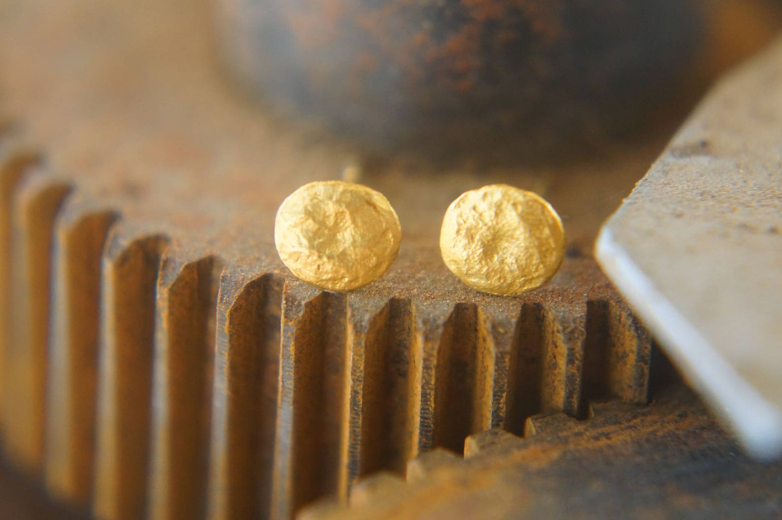 24K Gold Dotted Studs handmade Gold Stud Hammered Stud - Etsy