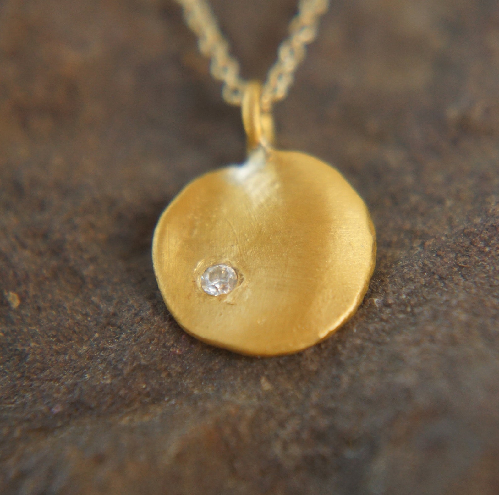 24k Gold Sapphire Charm Pendant Disc Pendant Gold Sapphire Pendant ...