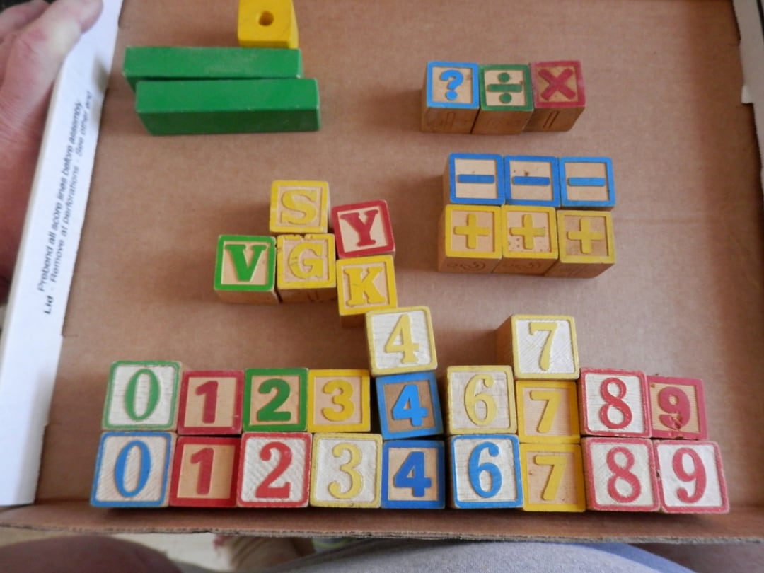 34+ Vintage Wooden Building Blocks With Numbers, Letters, & Symbols ...