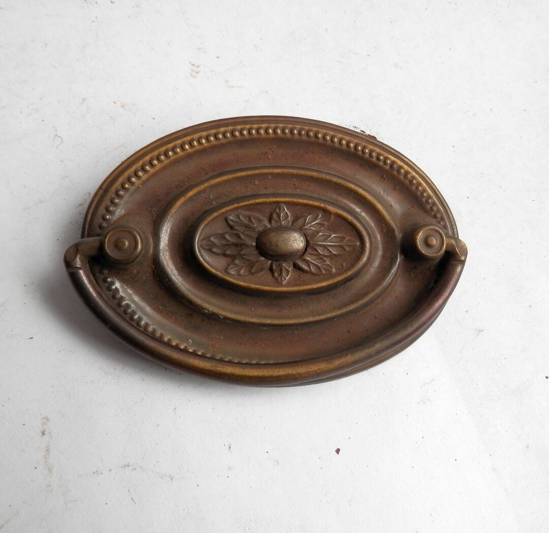 One 1 Single Bolt Mount Oval Drawer Pull Handle Vintage - Etsy