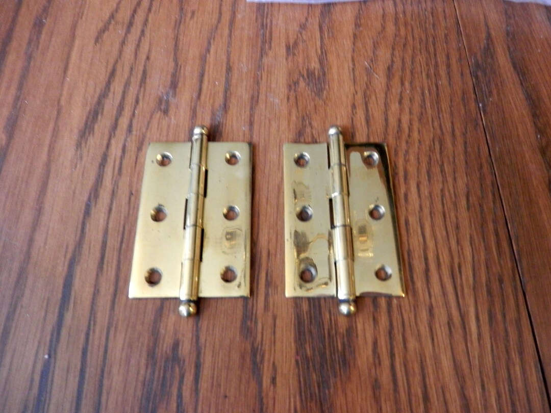 Pairs of Ball Tip Hinges Different Sizes & in Brass and Other Finishes ...