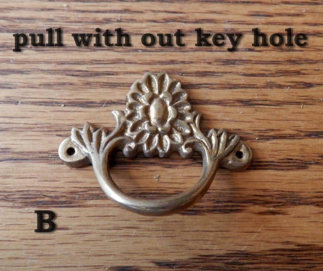 Cast Brass Finger Pull Vintage - Etsy