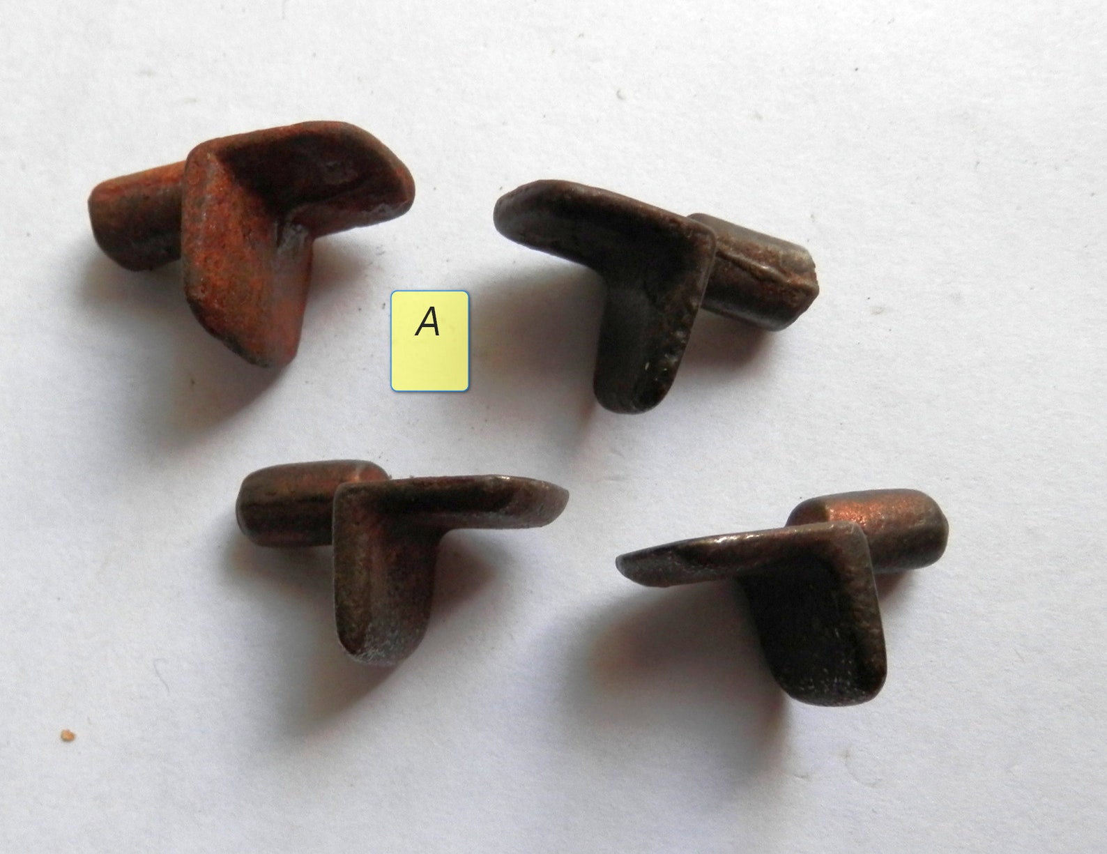 Choice Set of Four 4 Antique Cast Iron Shelf Clips Vintage - Etsy