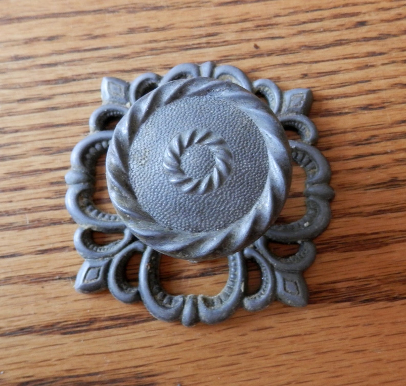 16 Vintage Fancy Knobs With Back Plates - Etsy