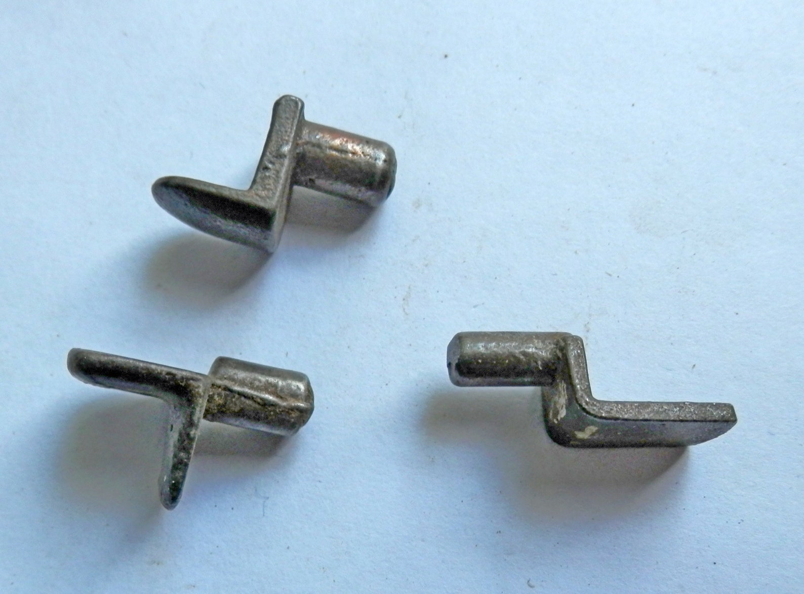 Choice Set of Four 4 Antique Cast Iron Shelf Clips Vintage - Etsy