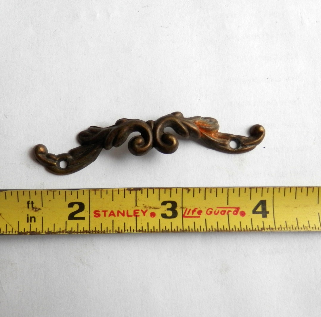 One 1 Vintage Jewelry Box Drawer Pull Brass Vintage 2 Inch Centers - Etsy