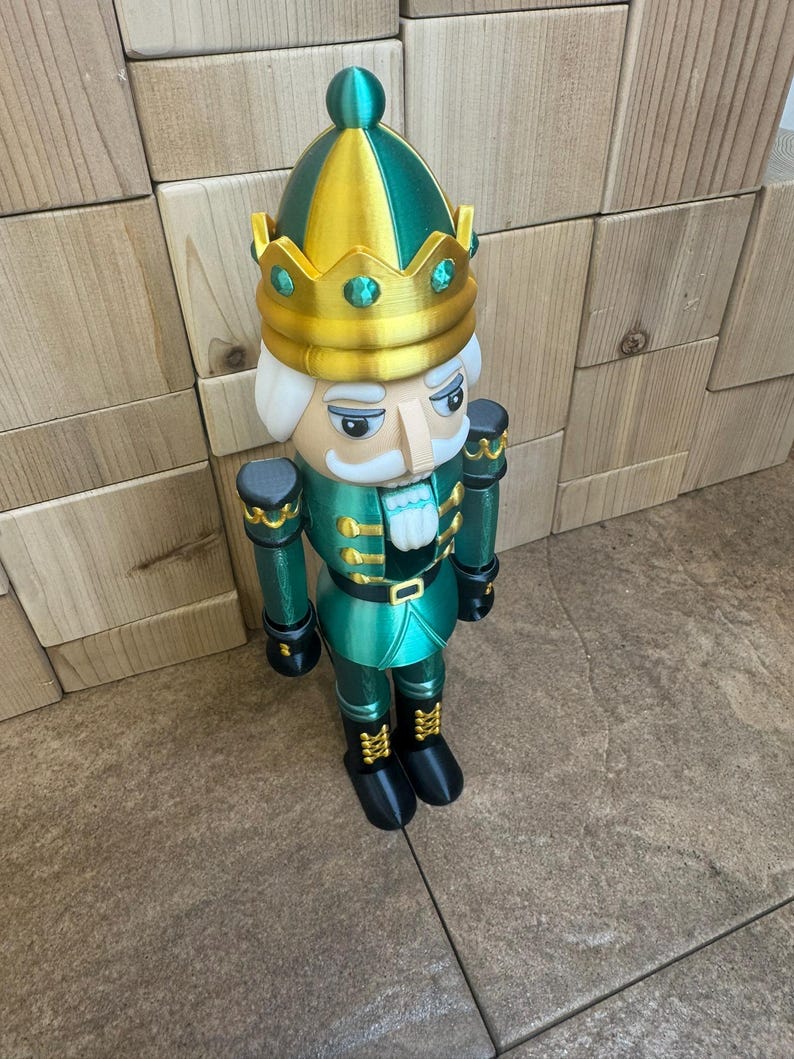 Articulated Nutcracker With Crown: Desk/shelf Fidget Toys - Etsy