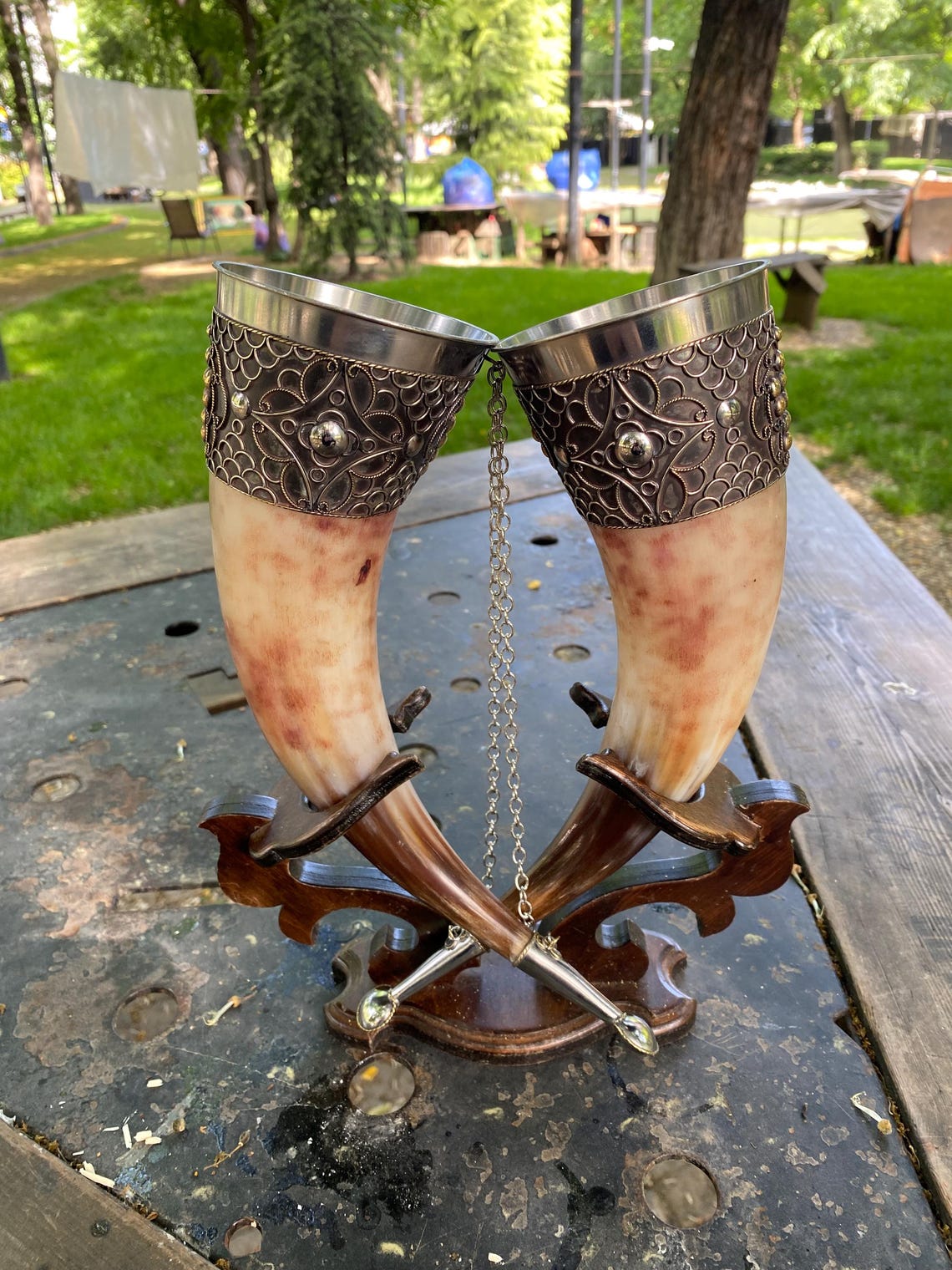Drinking Horns With Stand for Wedding, Viking Drinking Horn ...