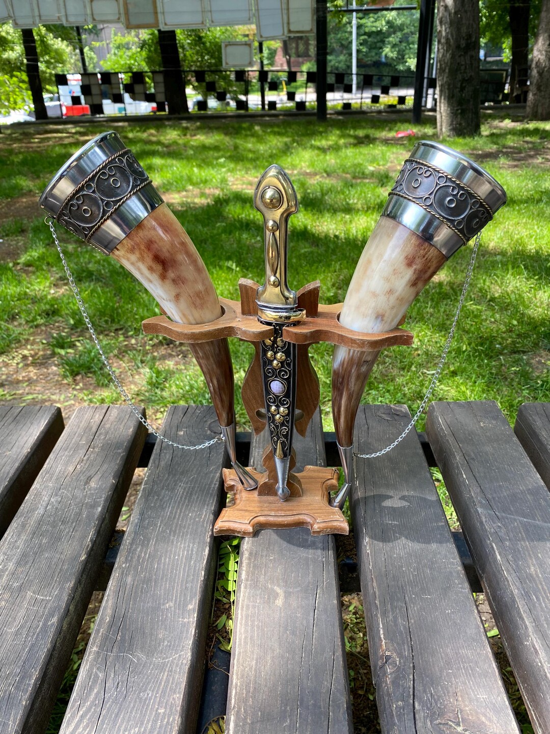 Drinking Horns With Stand and Dagger for Wedding, Viking Drinking Horn ...