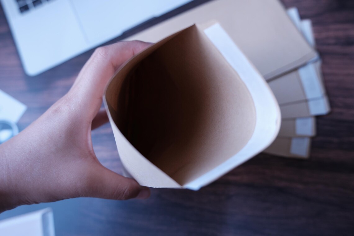 Brown Kraft Padded Envelope | Ready to Use & Mail | Self-adhesive A6 ...