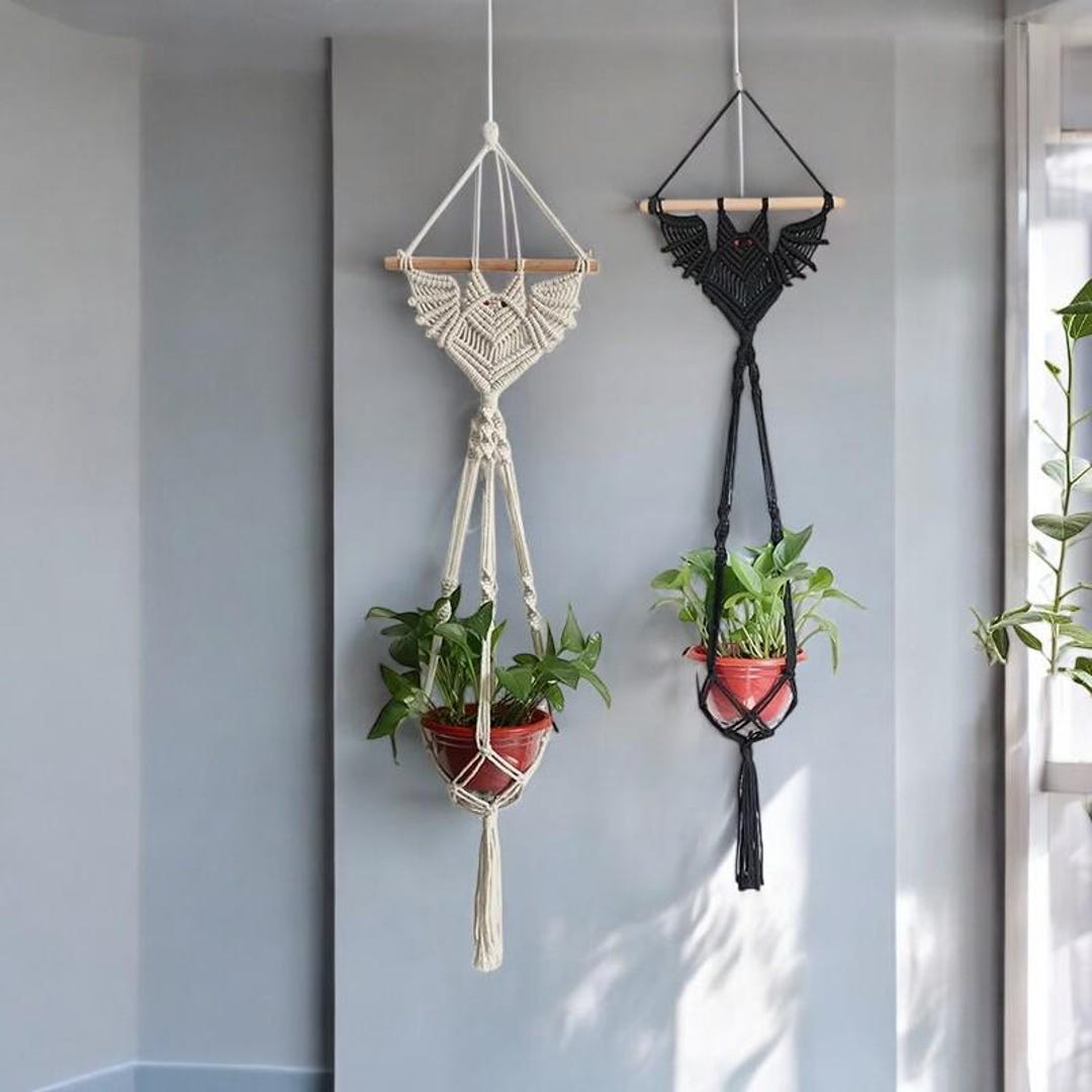 Gothic Bat Macrame Wall Hanging – Handmade Witchy Halloween Decor ...