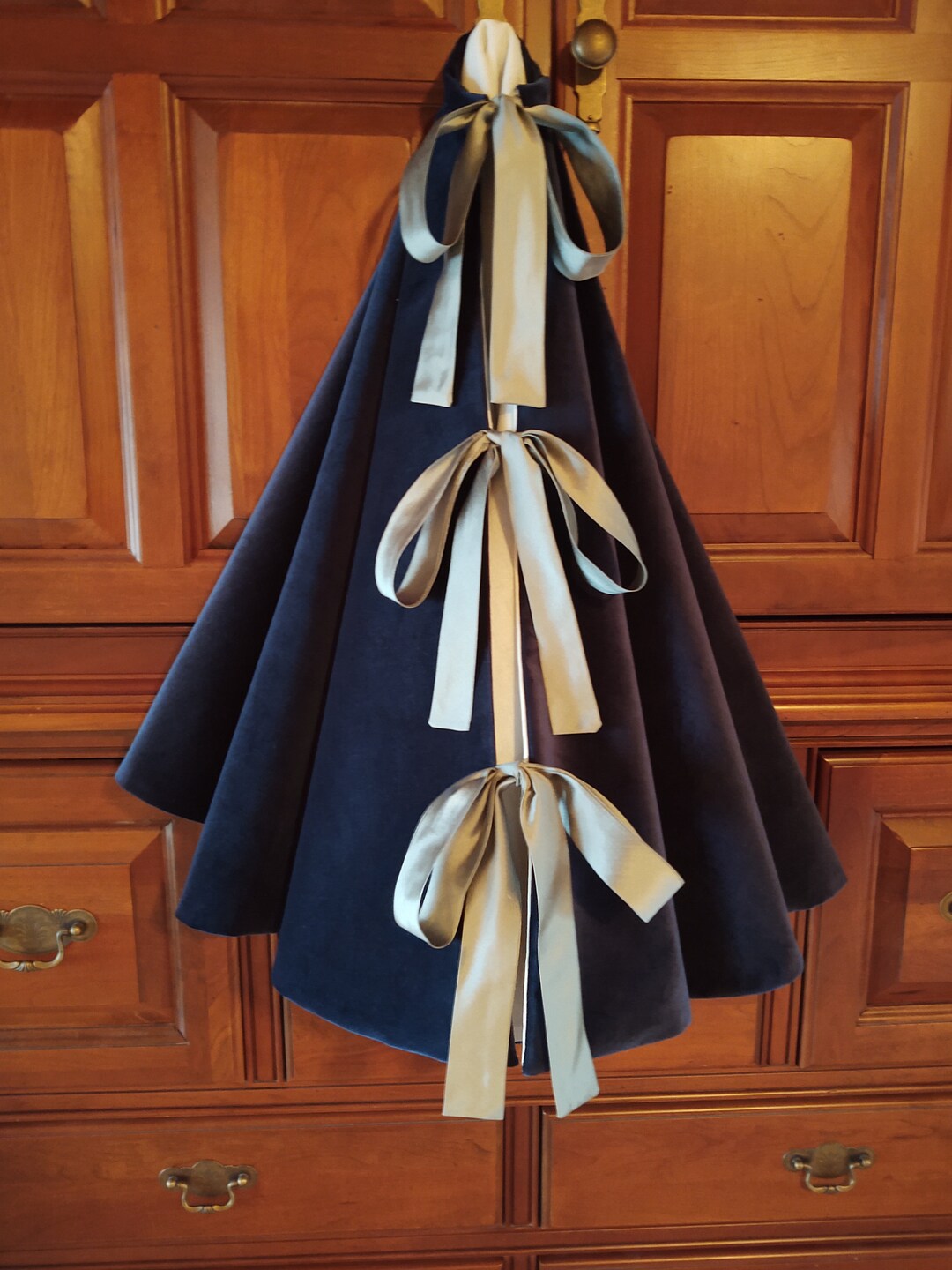 52” Deep Navy Blue Velvet REVERSIBLE Christmas Tree Skirt 2024 ...