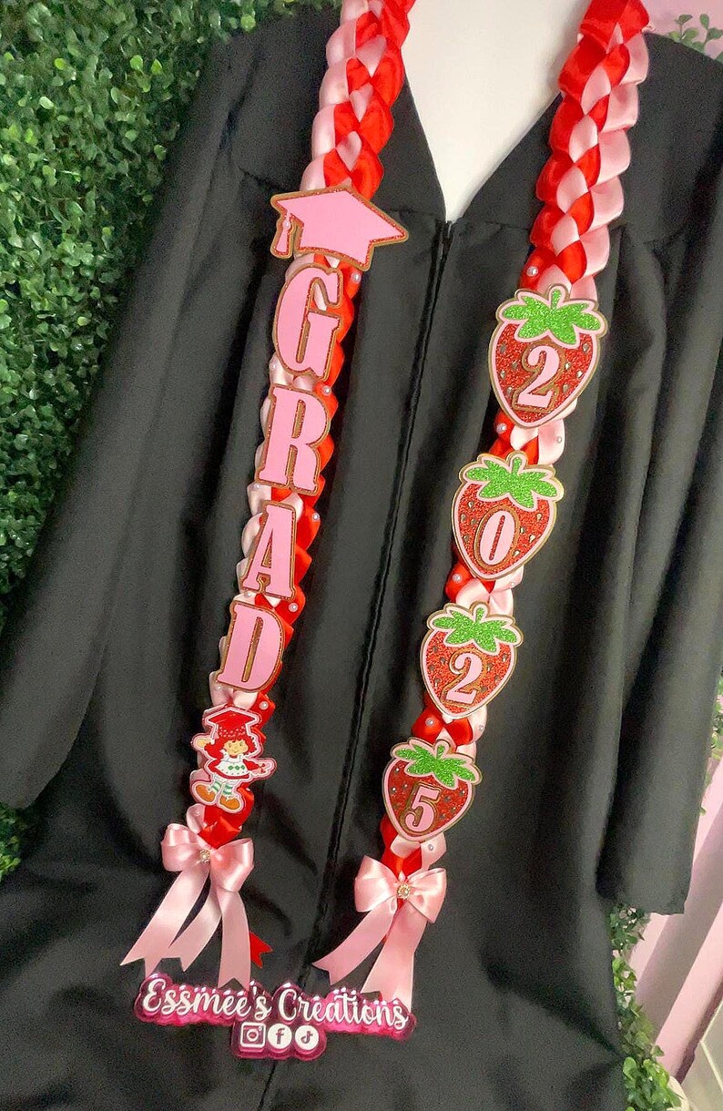 Strawberry Graduation Lei - Personalized Class of 2025 Ribbon Lei - Etsy