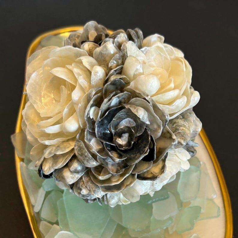 Bride and Groom Forever Flower Jingle Shell Sphere With 12-16 Roses ...