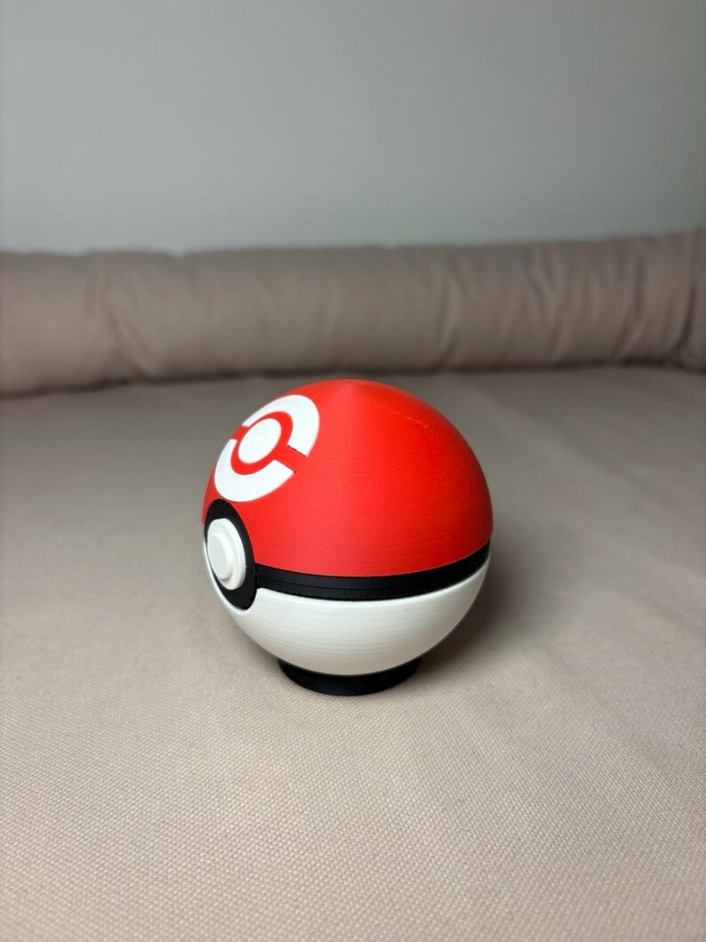 Realistic Sport Ball | Pokeball | 3D Printed | Pokemon | Cosplay ...
