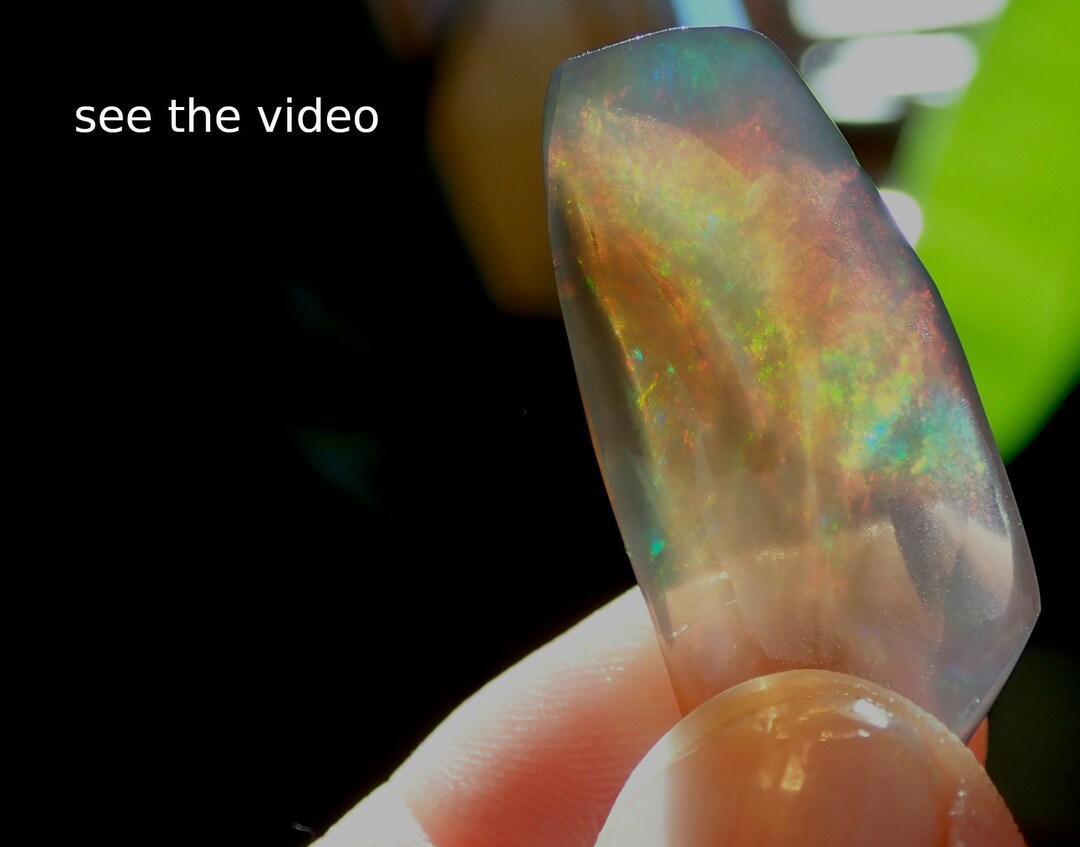 20046 Contraluz Opal Specimen Wet Virgin Valley Precious Contraluz Opal ...
