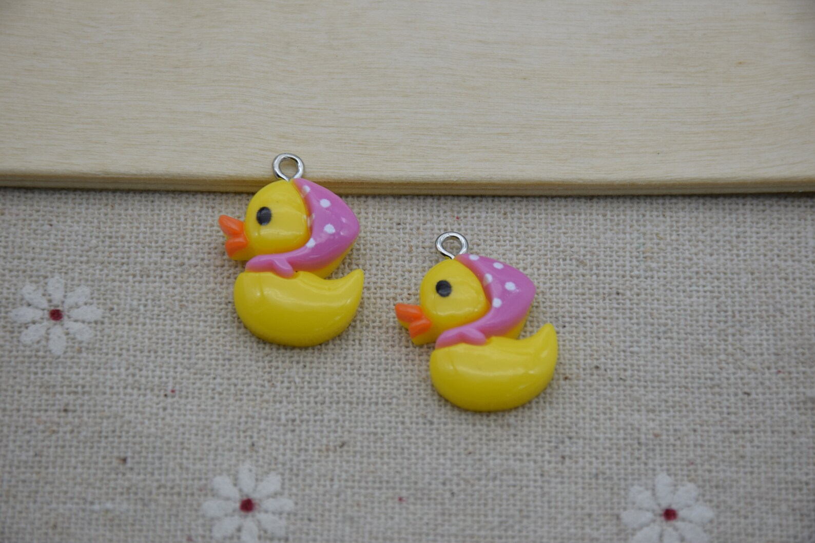 12 Resin Adorable Duck Charms Earring Necklace Bracelet Bead - Etsy