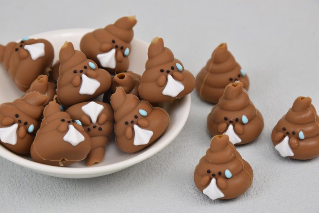 3D Poop Emoji Silicone Focus Beads,humor Funny Gift Focal Beads ...