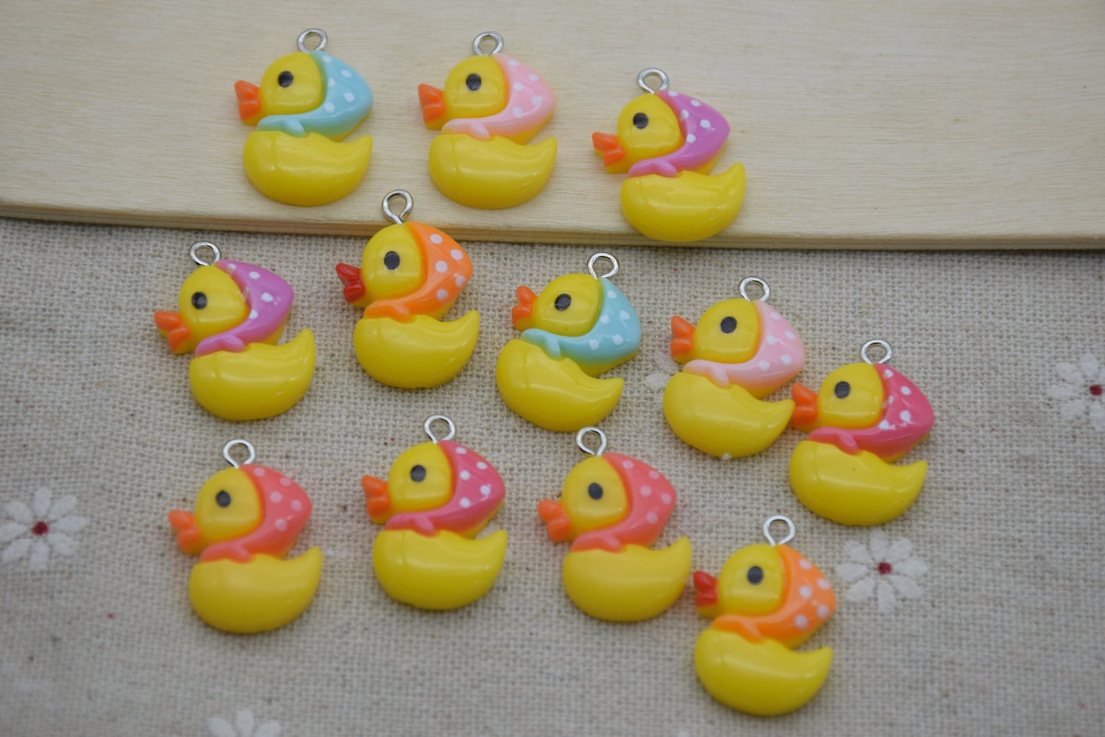 12 Resin Adorable Duck Charms Earring Necklace Bracelet Bead | Etsy