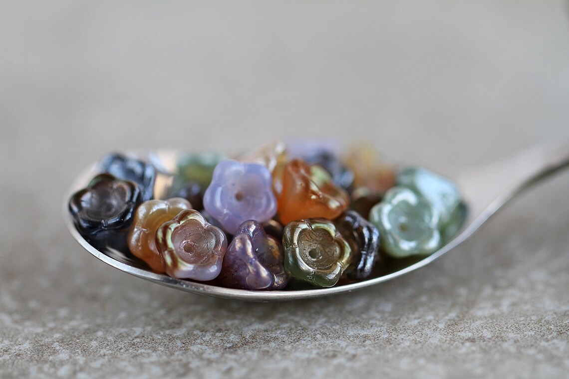 110 Soft Purple Sage Bell Flower Beads 6x8mm MIX Czech Glass | Etsy