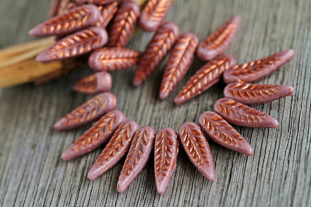 30 Copper Washed Opaque Lilac Glass FEATHER Beads 5x17mm Czech Glass ...