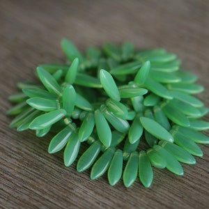 50 Opal Pea Green Glass DAGGER Beads 5x16mm Czech Glass Beads for ...