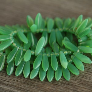 50 Opal Pea Green Glass DAGGER Beads 5x16mm Czech Glass Beads for ...