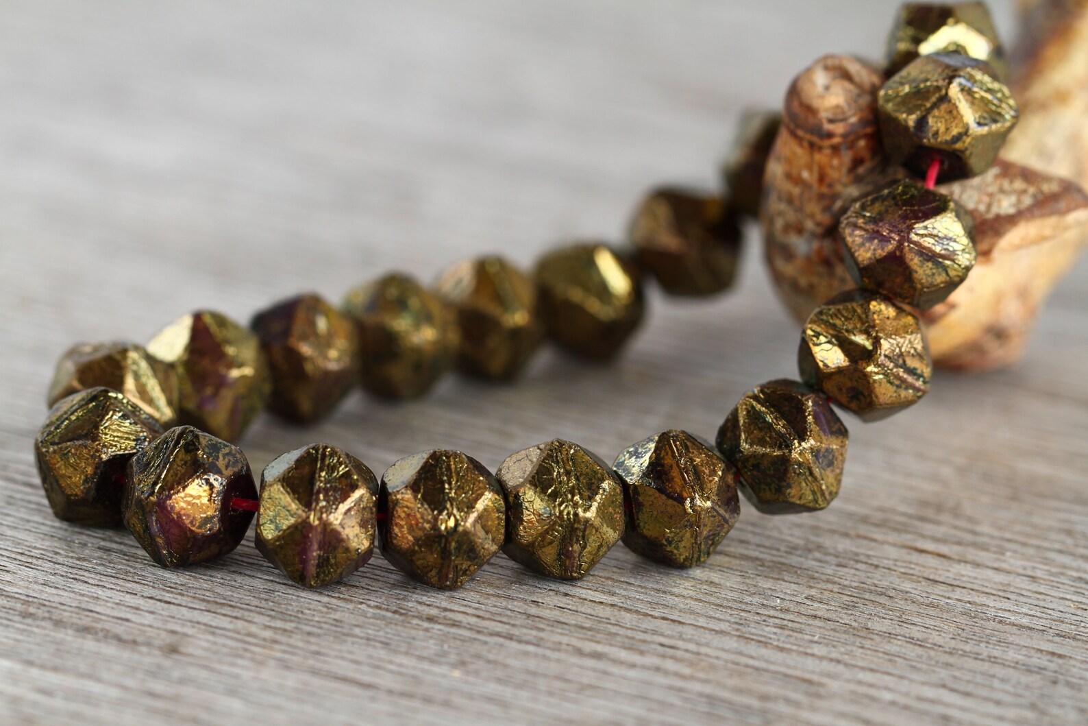 20 Metallic Old Gold Lustred Glass ENGLISH CUT Beads 10mm - Etsy