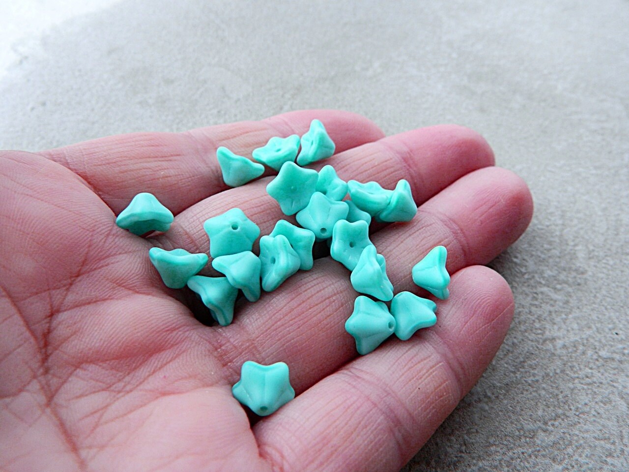 50 Coral Blue Turquoise Glass Trumpet Flower Beads 8x5mm Perles Perlen ...