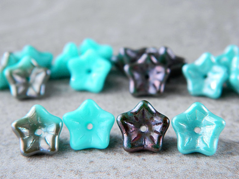 40 Blue Turquoise Glass Trumpet Flower Bead MIX 8x5mm Czech | Etsy UK