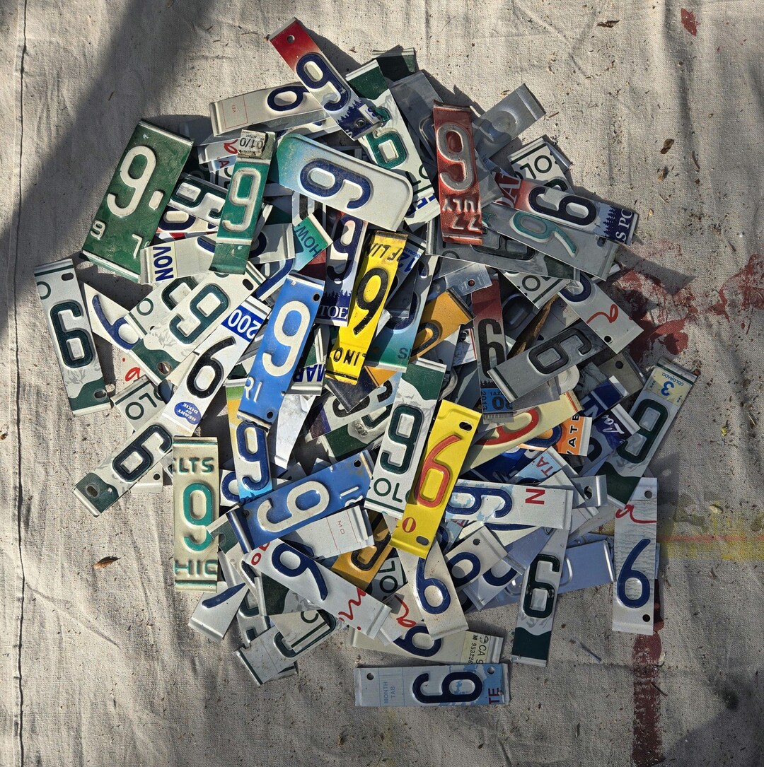 Make Your Own License Plate Sign for Arts and Crafts. Recycled ...
