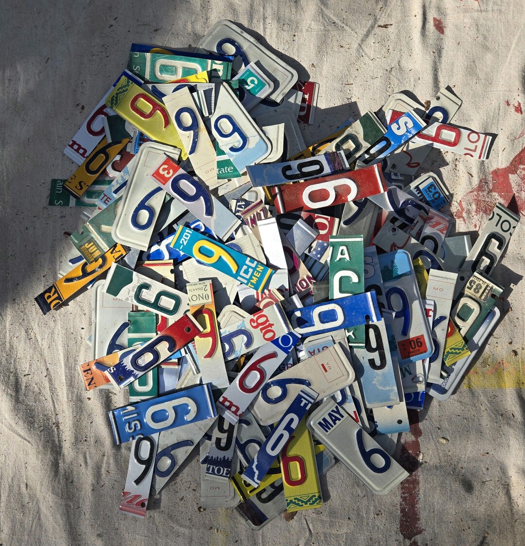 Make Your Own License Plate Sign for Arts and Crafts. Recycled ...