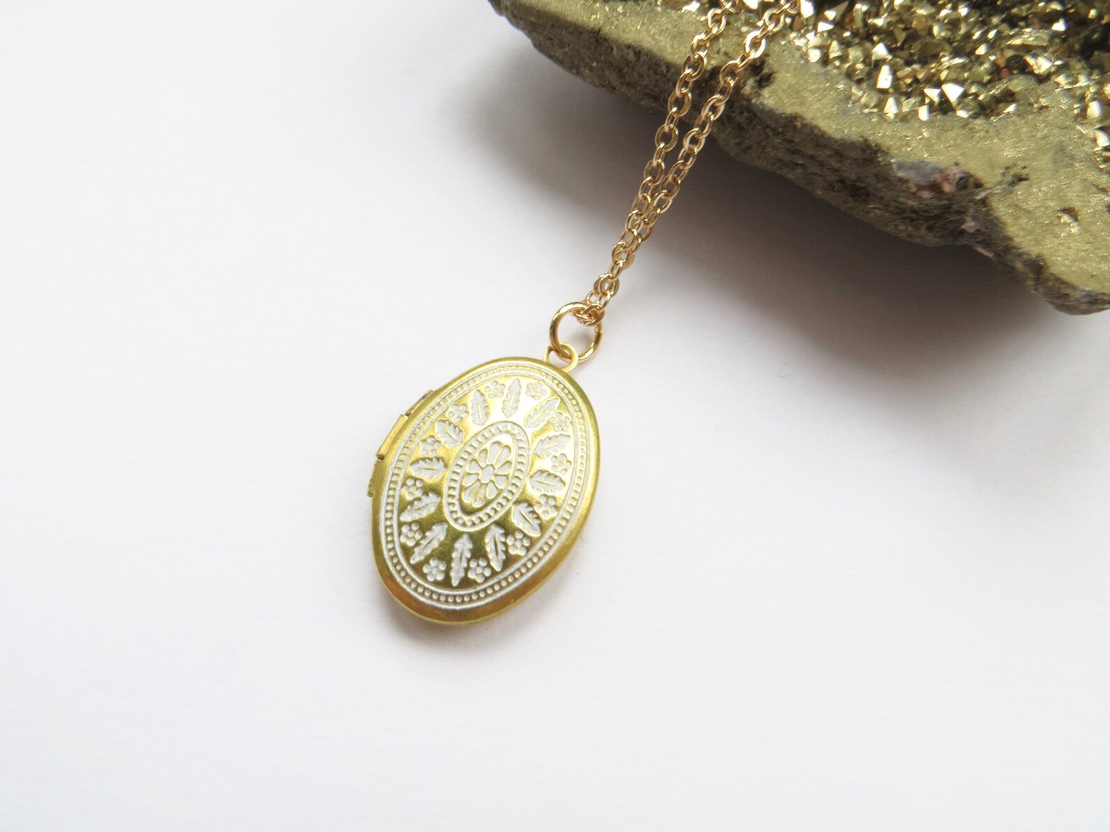 Buy Small Gold Locket With Ornate Design White Locket Oval Online in ...