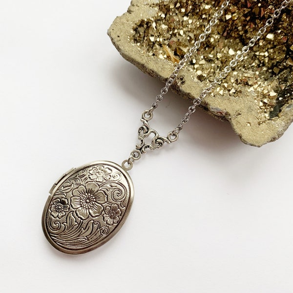 Large Silver Locket - Etsy
