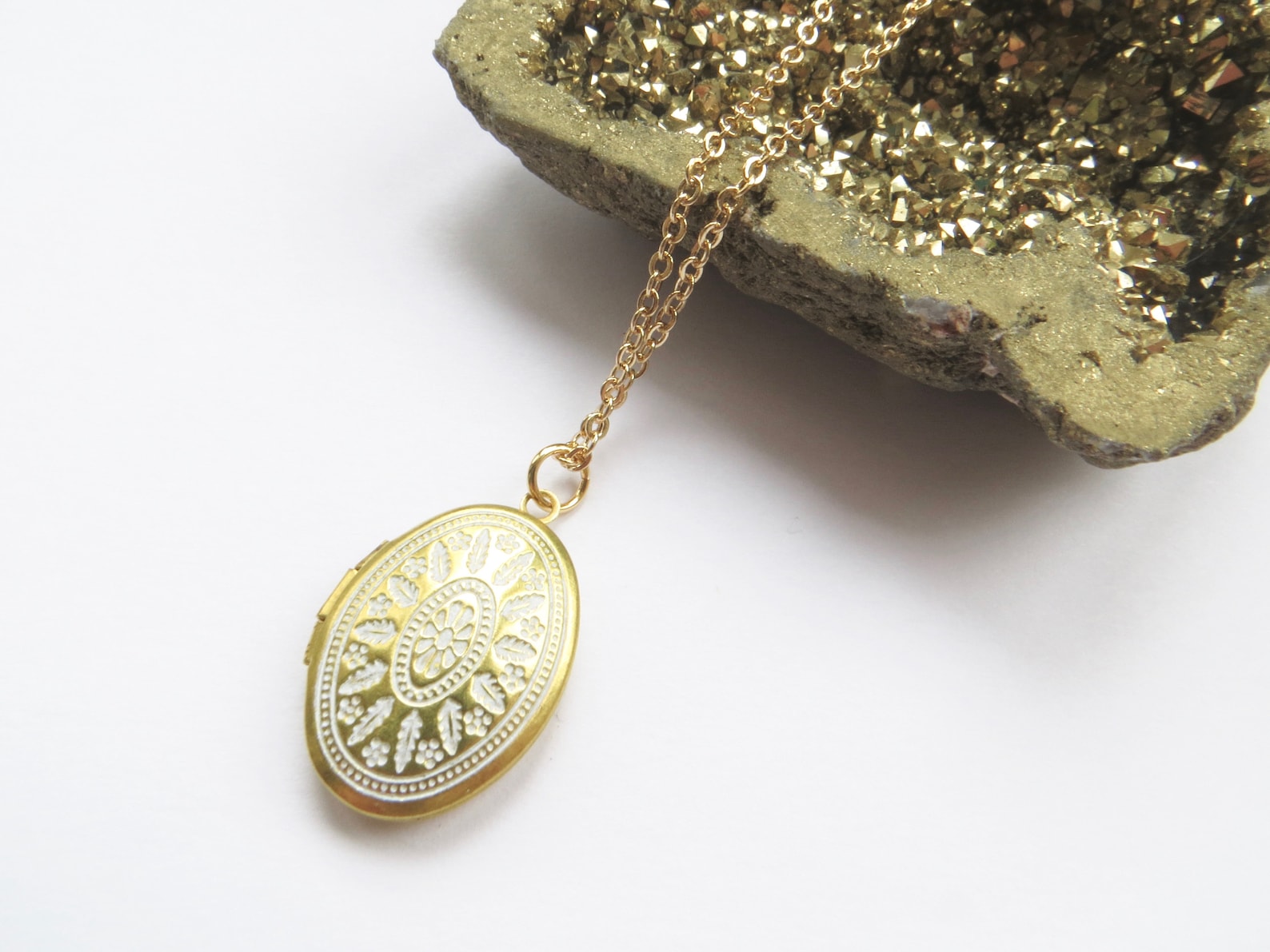 Buy Small Gold Locket With Ornate Design White Locket Oval Online in ...