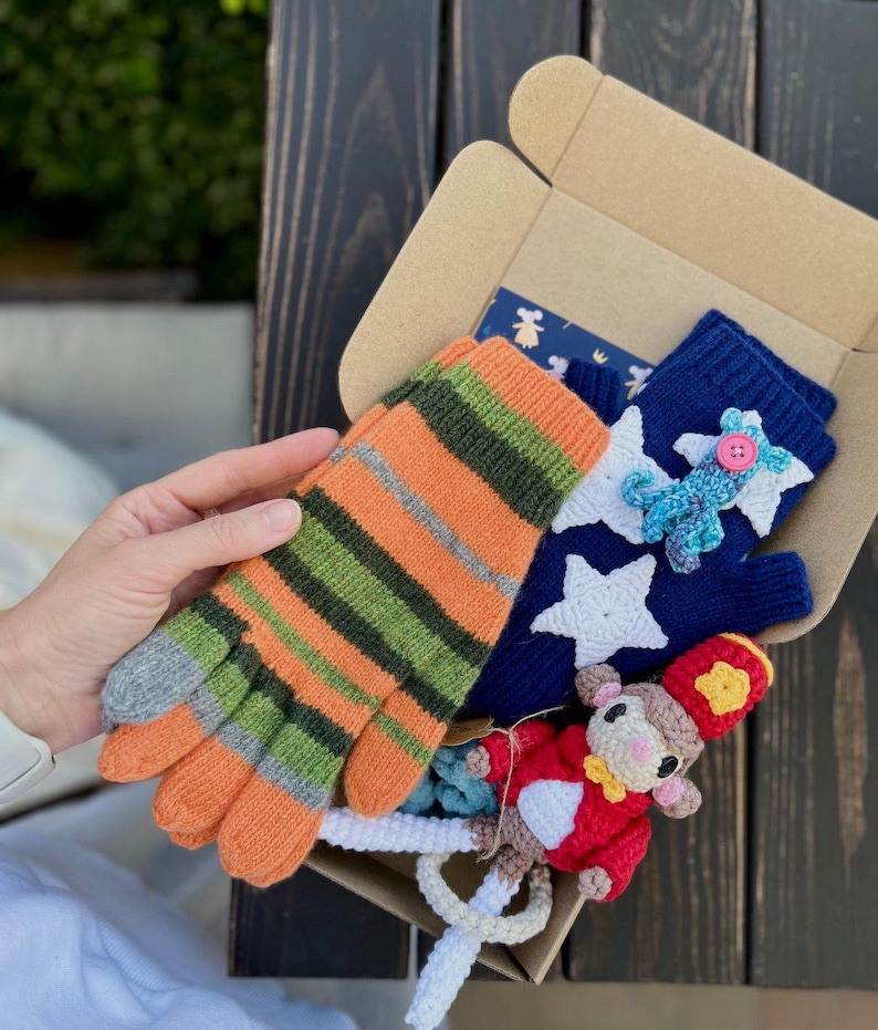 Coraline Gloves - Etsy