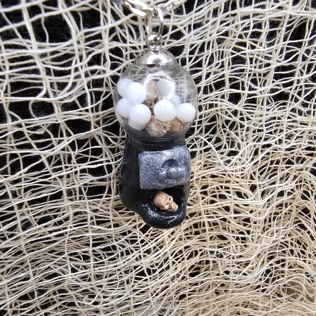 Skull and Gumball Machine Necklace. Horror Gumball Machine. Skull Candy ...